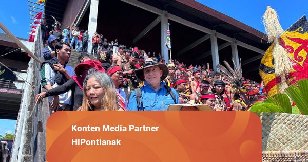 Gubernur Sutarmidji Apresiasi Pekan Gawai Dayak yang Datangkan Wisatawan Asing | kumparan.com